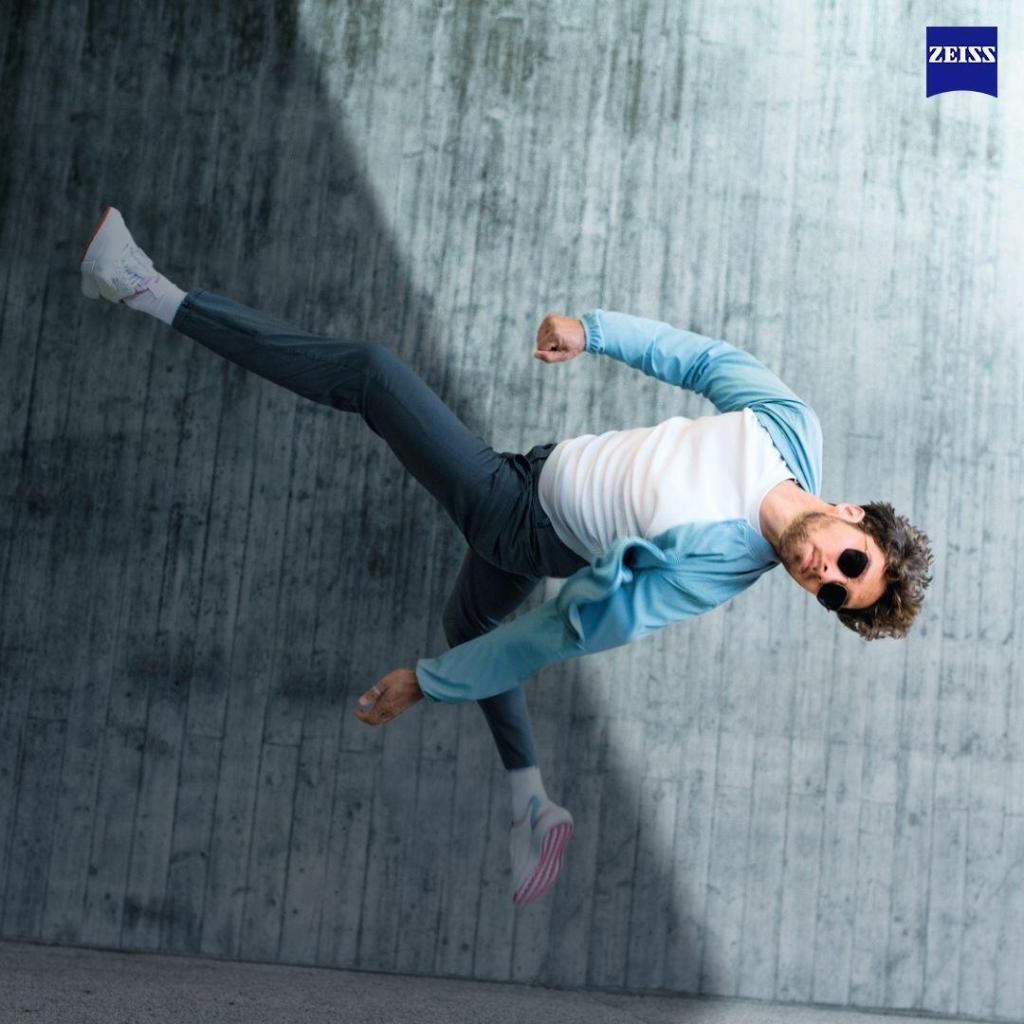 ZEISS PhotoFusion X photochromic lens with 30% discount